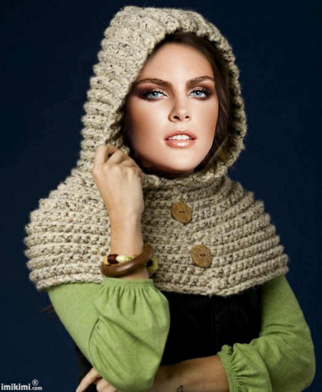 MIRONNA's Face Cut-Out Frames - 2016 November - Beautiful woman Mironna ...