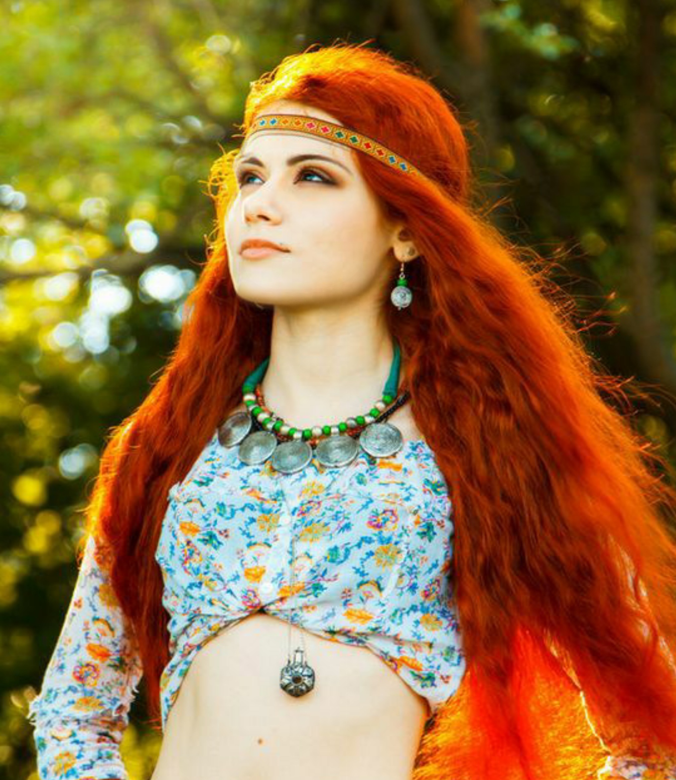 MIRONNA's Face Cut-Out Frames - 2016 August - Beautiful red hair ...